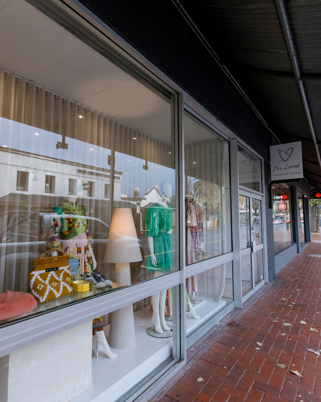 Pre Loved Geelong | Award-Winning Designer Consignment Boutique
